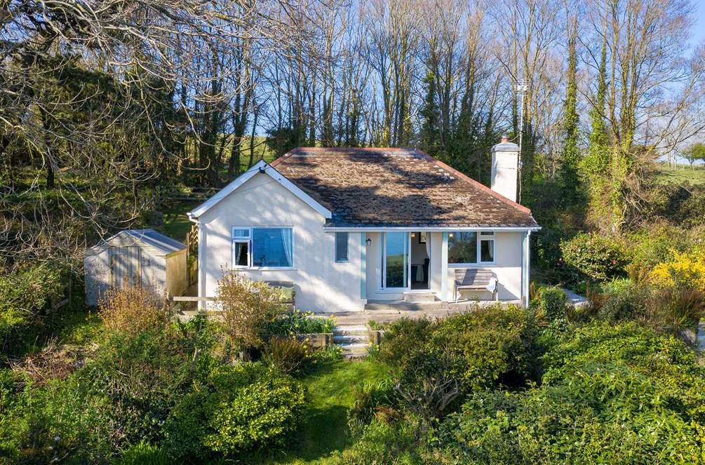 Looe Cottages | 13 Self Catering Holiday Cottages in Looe