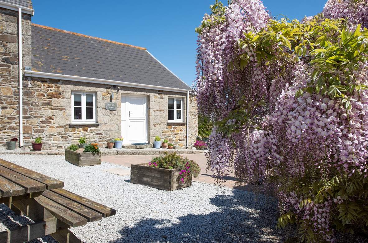 Self Catering Baby Friendly Cottages | Classic Cottages