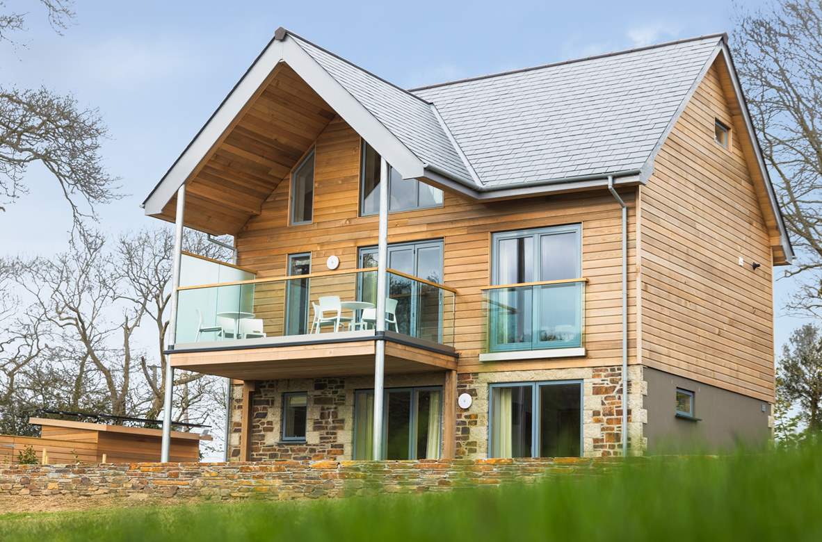 Big Holiday Homes in Cornwall | 110 Large Holiday Cottages in Cornwall