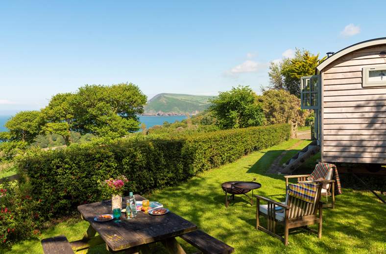 Coastal Glamping Holidays in North Devon | Glamping by the Sea