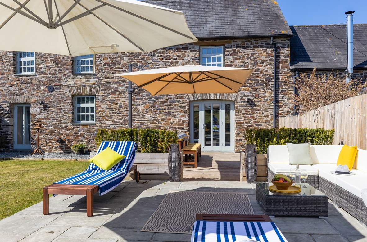 Big Holiday Homes in Devon | 61 Large Holiday Cottages in Devon