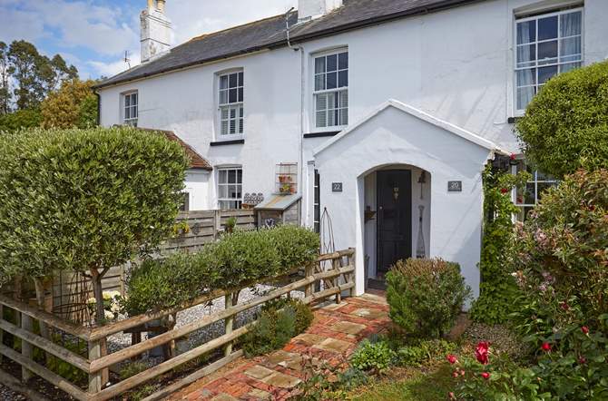 Cowes Cottages | 11 Self Catering Holiday Cottages in Cowes