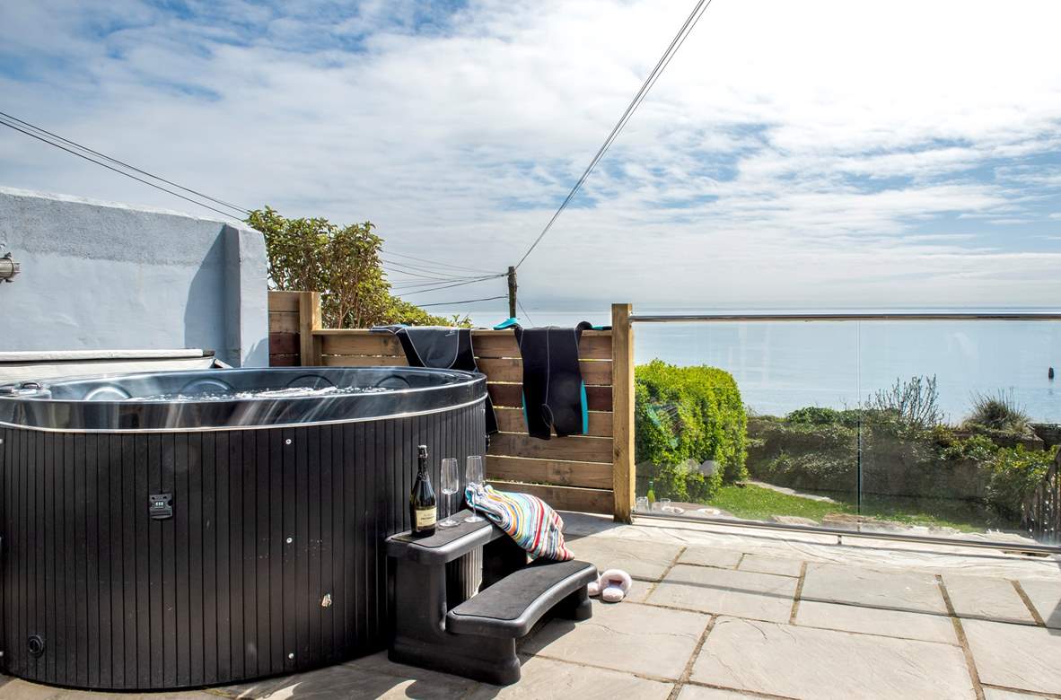 Luxury Holiday Cottages with Sea Views Cornwall | Classic Cottages