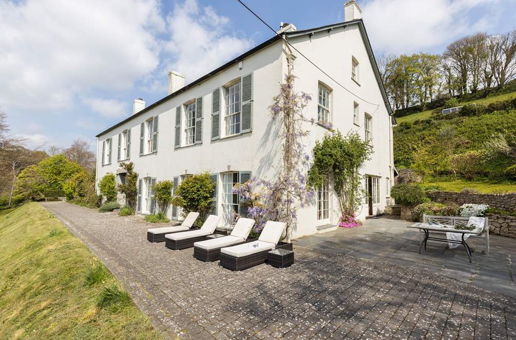 Beer Cottages | 18 Self Catering Holiday Cottages in Beer