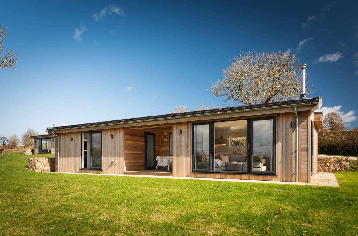 Cottages with Sea Views | Stunning Homes with Views Over the Sea