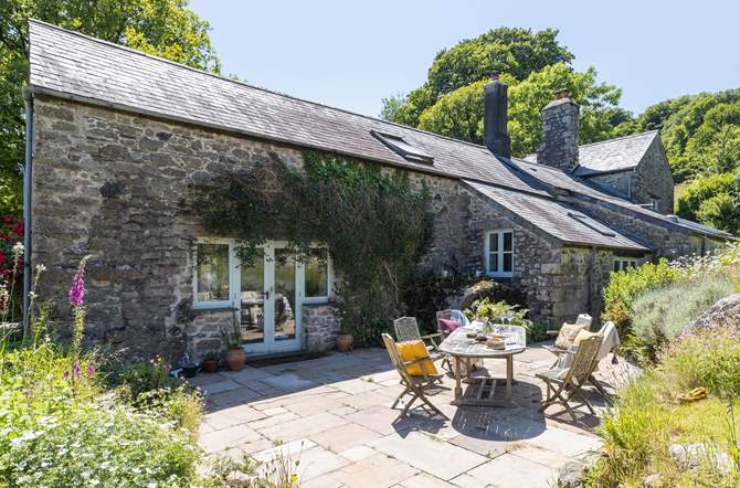 Devon Cottages | Self Catering Holiday Cottages in Devon To Rent