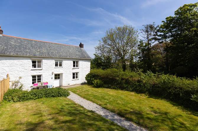 756 Holiday Cottages in Cornwall