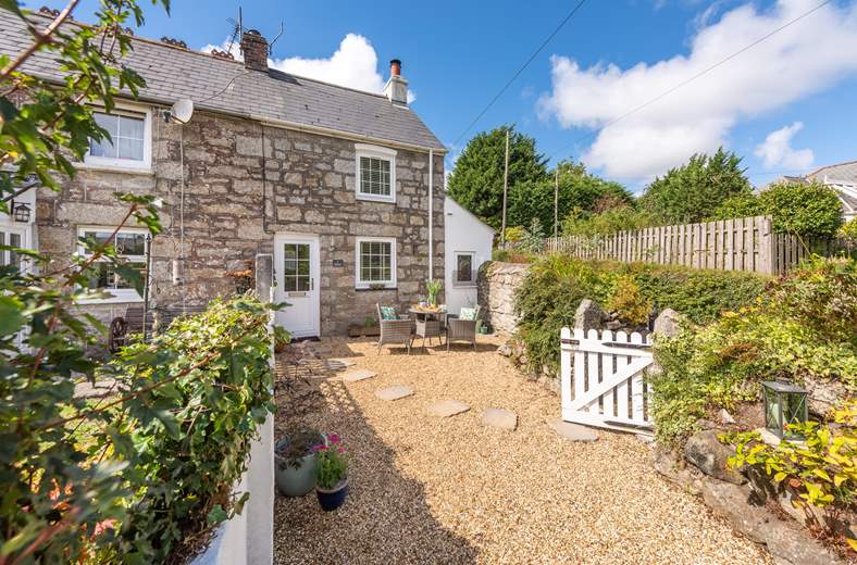 755 Holiday Cottages in Cornwall