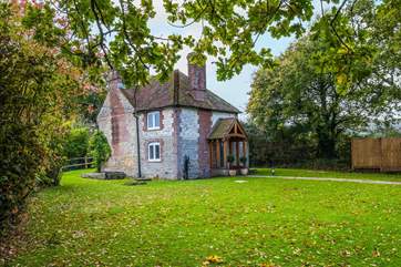 Apsley Cottage, Holiday Cottage Description - Classic Cottages