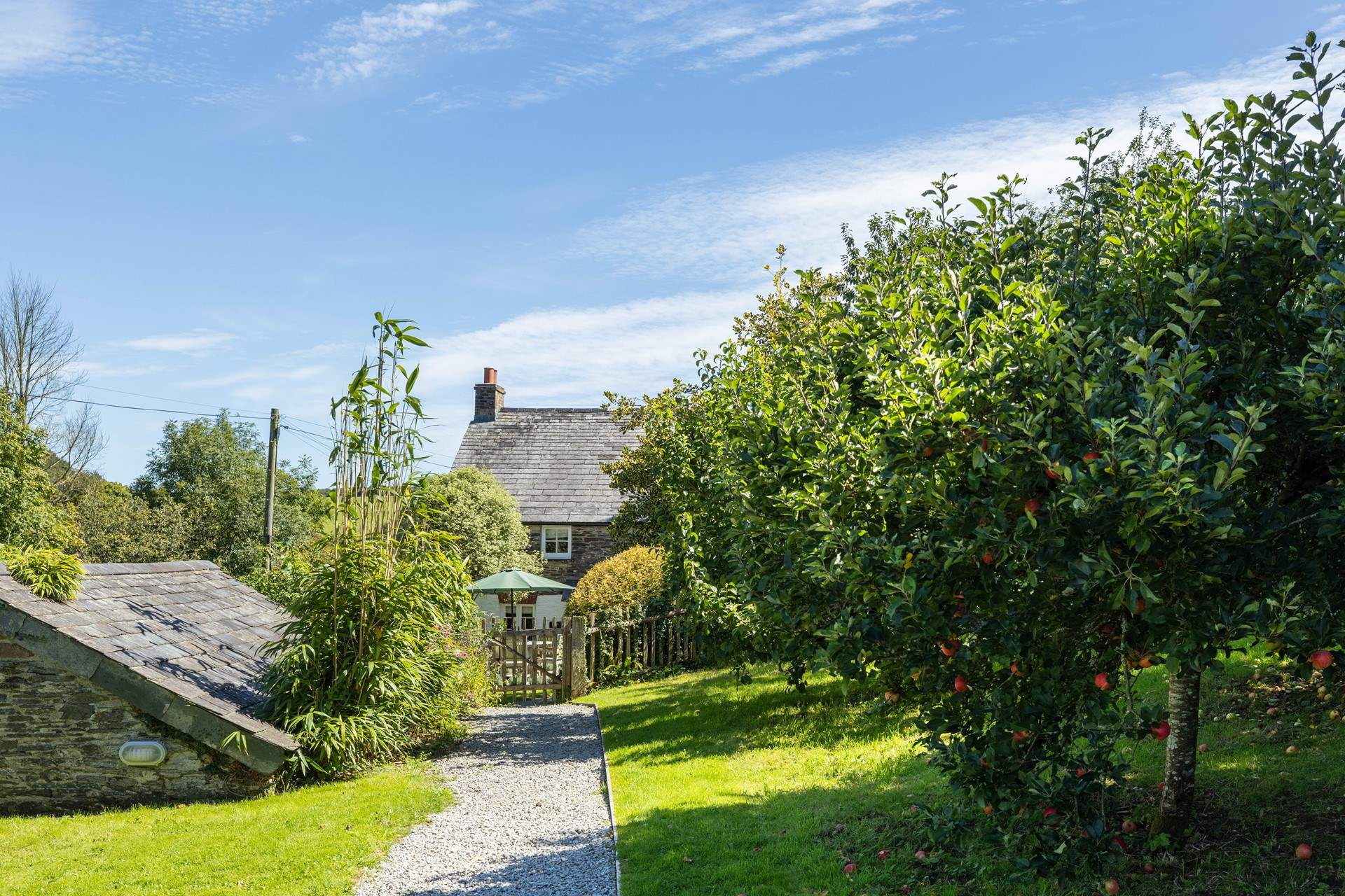 Pawton Mill Farmhouse, Holiday Cottage in Wadebridge | Cornwall