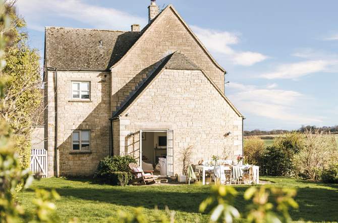 Holiday Cottages in The Cotswolds | Classic Cottages