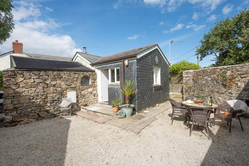 Mounts Bay Cottage, Holiday Cottage in Marazion | Cornwall