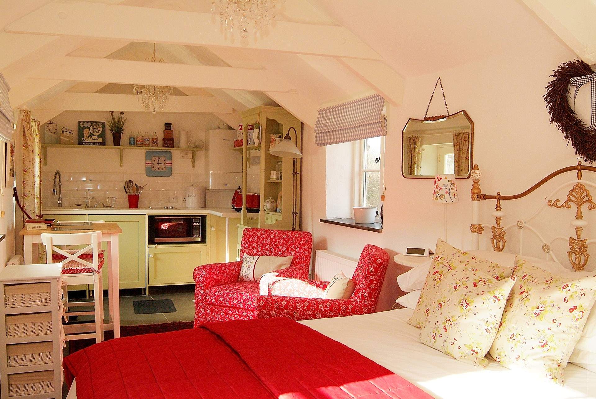 The Snug, Holiday Cottage Description - Classic Cottages