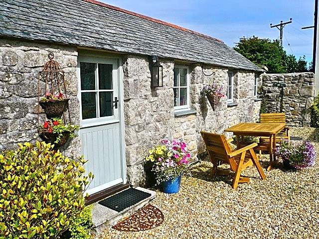 The Snug, Holiday Cottage Description - Classic Cottages