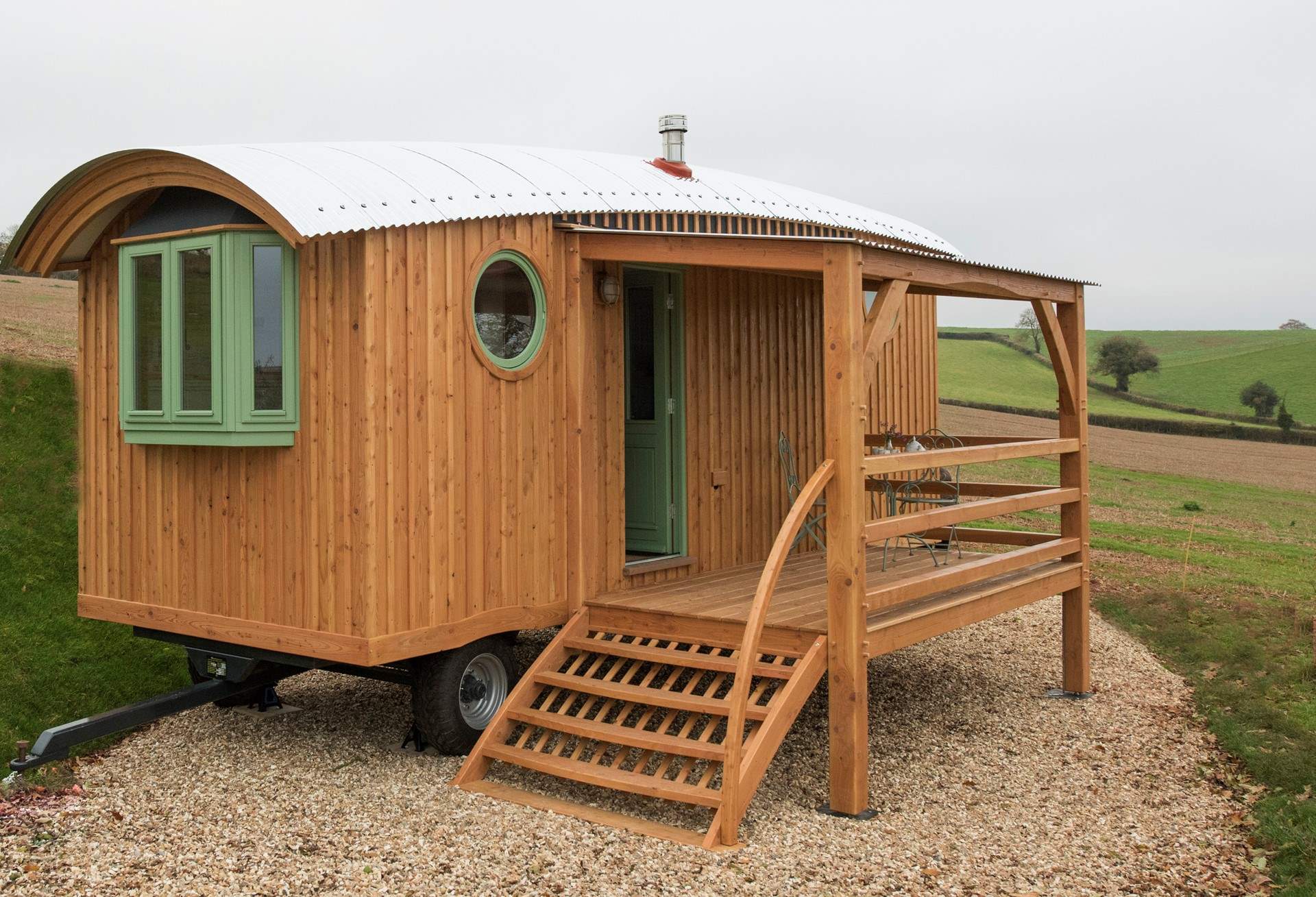 The Wagon with Faraway Views, Holiday Cottage Description - Classic ...